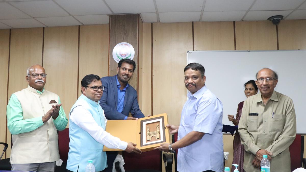 Week-long training for LS Secretariat officers begins at MCRHRDI - The Hindu